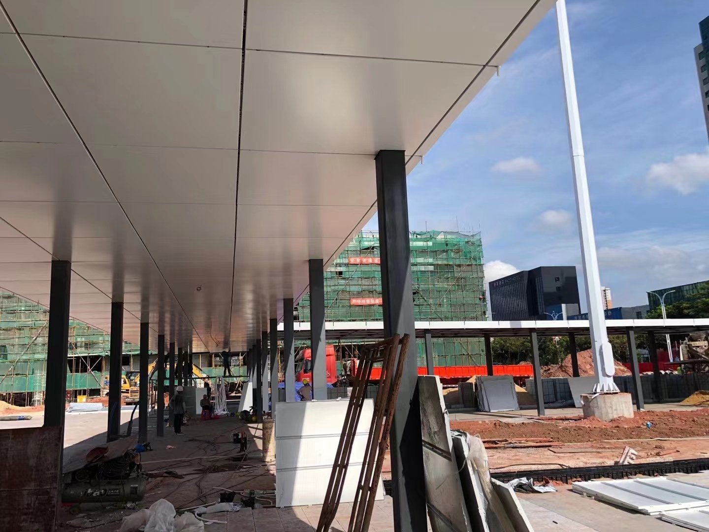 Aluminum wall panels help modern transportation hubs: Maoming high ...